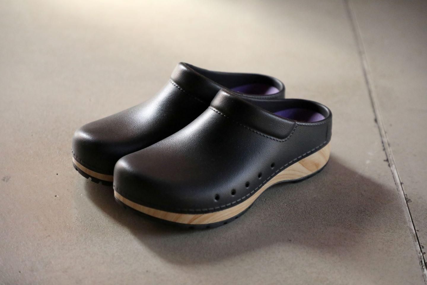 DANSKO Kane Molded (Black) - マーマーなブックス アンド ソックス DANSKO Kane Molded (Black) - マーマーなブックス アンド ソックス