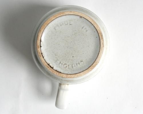 イギリス製カップ&ソーサー - ANTIQUE LEAVES イギリス製カップ&ソーサー - ANTIQUE LEAVES
