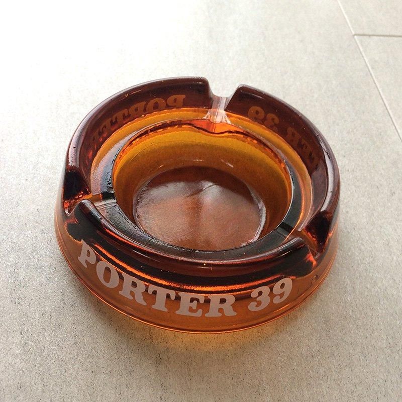 ヴィンテージガラス灰皿 クリアアンバー(PORTER 39) - ANTIQUE ヴィンテージガラス灰皿 クリアアンバー(PORTER 39) - ANTIQUE