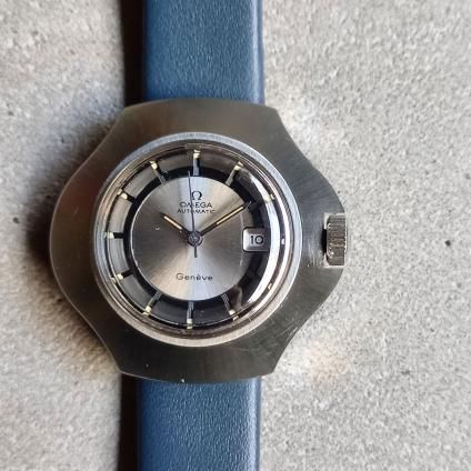 OMEGA GENEVE(オメガ ジュネーブ)UFOケース デイト付- JeJe OMEGA GENEVE(オメガ ジュネーブ)UFOケース デイト付- JeJe