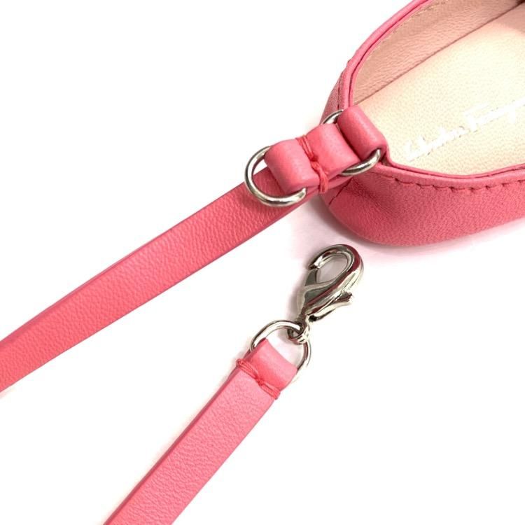 Salvatore Ferragamo フェラガモ バックチャーム ヴァラ ピンク Salvatore Ferragamo フェラガモ バックチャーム ヴァラ ピンク