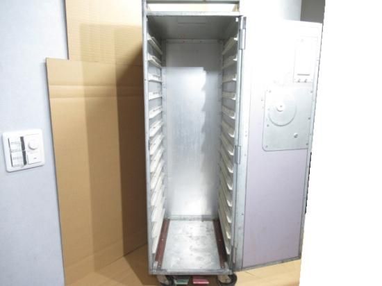 航空部品】JAL ミールカート (淡藤色・ハーフサイズ) - 鉄道 航空部品】JAL ミールカート (淡藤色・ハーフサイズ) - 鉄道