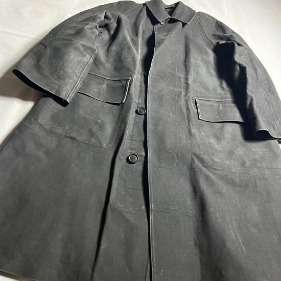 50's BRITISH RAILWAYS BK MAC COAT, THE FIFTH STREET MARKET 50's BRITISH RAILWAYS BK MAC COAT, THE FIFTH STREET MARKET