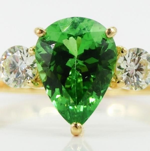 ミントグリーンガーネット ダイヤモンドリング TS 1.01ct D 0.21 ミントグリーンガーネット ダイヤモンドリング TS 1.01ct D 0.21