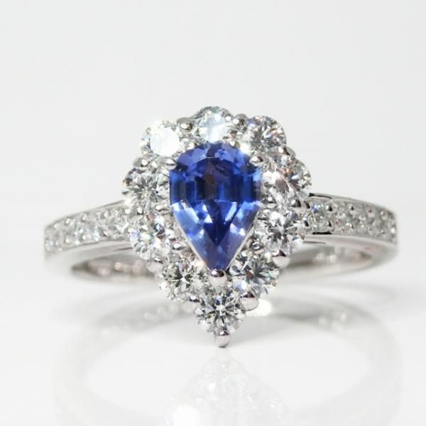 ベニトアイト ダイヤモンドリング BI 0.555ct D 0.64ct Pt950 日 ベニトアイト ダイヤモンドリング BI 0.555ct D 0.64ct Pt950 日