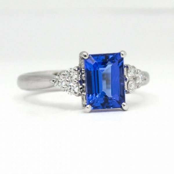 エメラルドカットタンザナイト ダイヤモンドリング TA 1.32ct D エメラルドカットタンザナイト ダイヤモンドリング TA 1.32ct D