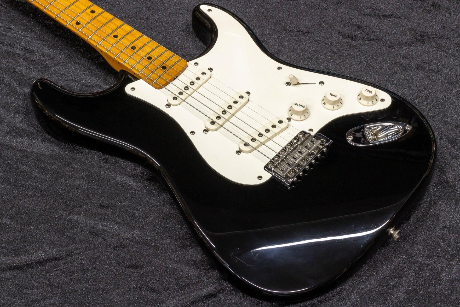 【used】Fender / American Vintage ’57 Stratocaster 2000 Black #V126054 3.42kg【TONIQ横浜】 - Geek IN Box