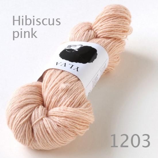 Hey Mama Wolf・YLVA (plant-dyed) - Cast On yarn shop Hey Mama Wolf・YLVA (plant-dyed) - Cast On yarn shop