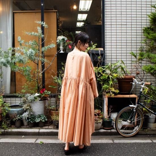 ŠP(エシュペー) 「WIDE GATHER ONEPIECE」-WEEKENDER SHOP ANDEL ŠP(エシュペー) 「WIDE GATHER ONEPIECE」-WEEKENDER SHOP ANDEL