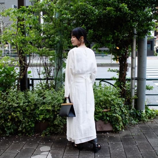 ŠP(エシュペー) 「1/60 LINEN APRON ONEPIECE」-WEEKENDER ŠP(エシュペー) 「1/60 LINEN APRON ONEPIECE」-WEEKENDER