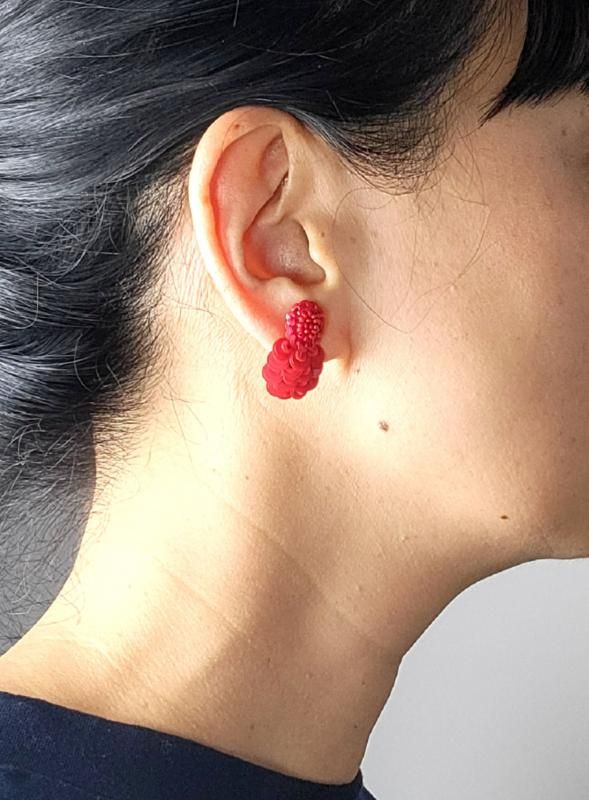 tamas(タマス)イヤリング ピアス・イヤリング 赤い tamas(タマス)イヤリング ピアス・イヤリング 赤い