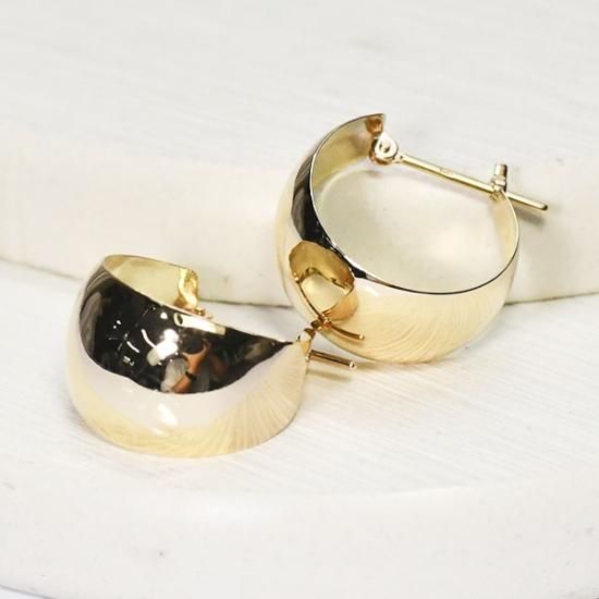 K10（イエローゴールド）・地金 月甲フープピアス 幅広 10mm×16mm - DIAN POOL ダイアンプール - ジュエリー通販