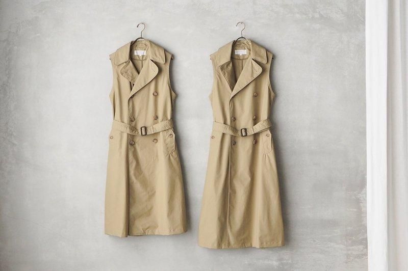 Modele Particulier ARMEN | スリーブレス トレンチコート Modele Particulier ARMEN | スリーブレス トレンチコート