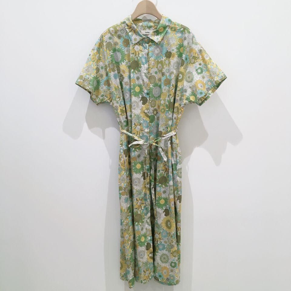 Parkes - チビ衿シャツワンピース半袖(リバティコレクション Parkes - チビ衿シャツワンピース半袖(リバティコレクション