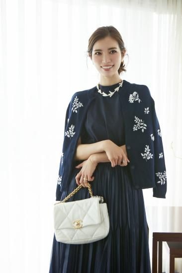 フラワー手刺繍カーディガン(ネイビー) - seventen フラワー手刺繍カーディガン(ネイビー) - seventen