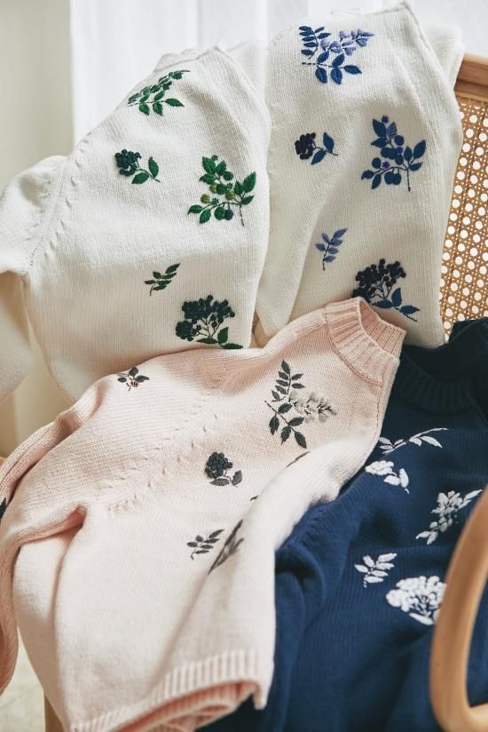 フラワー手刺繍カーディガン(ネイビー) - seventen フラワー手刺繍カーディガン(ネイビー) - seventen