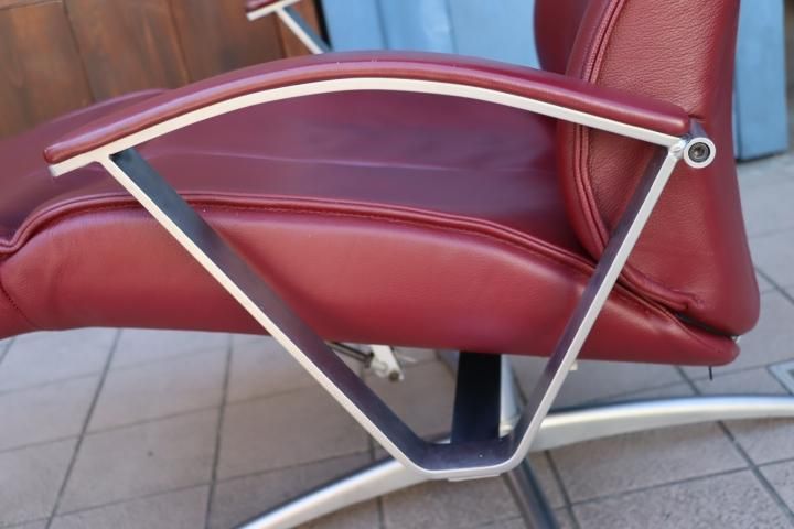 北欧デンマークのメーカーKEBE(ケベ)社の総本革張 KE-26PN 北欧デンマークのメーカーKEBE(ケベ)社の総本革張 KE-26PN