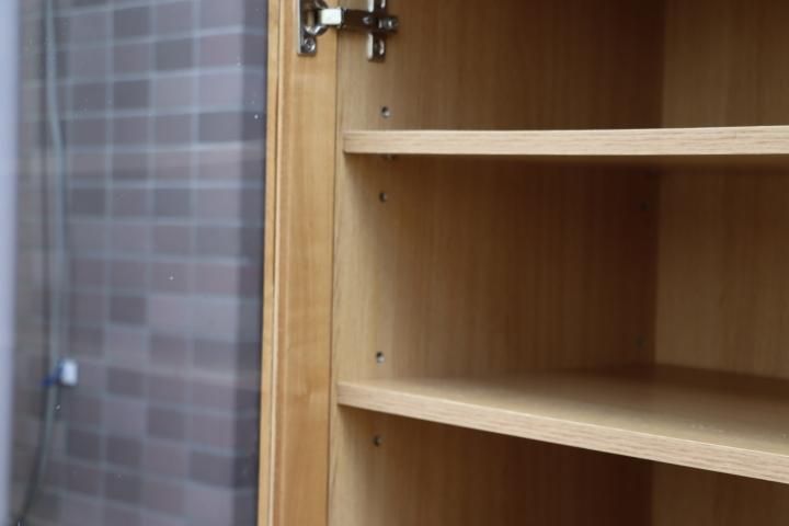 人気の無印良品(MUJI)のタモ材を使用した木製キャビネット・大 人気の無印良品(MUJI)のタモ材を使用した木製キャビネット・大