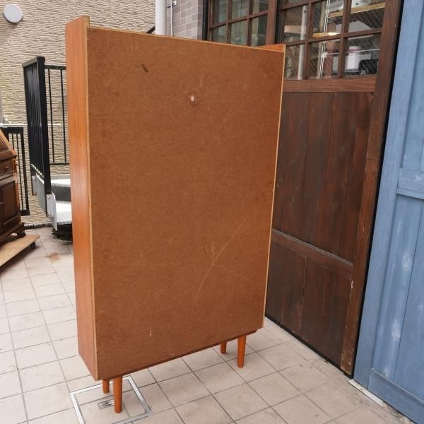 デンマークより入荷したチーク材 ブックシェルフです。シンプル デンマークより入荷したチーク材 ブックシェルフです。シンプル