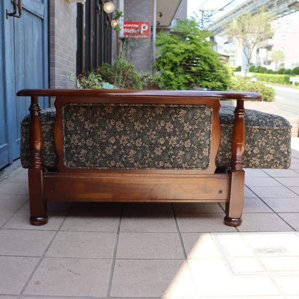 Karimoku(カリモク家具)のCOLONIAL(コロニアル)シリーズ Karimoku(カリモク家具)のCOLONIAL(コロニアル)シリーズ