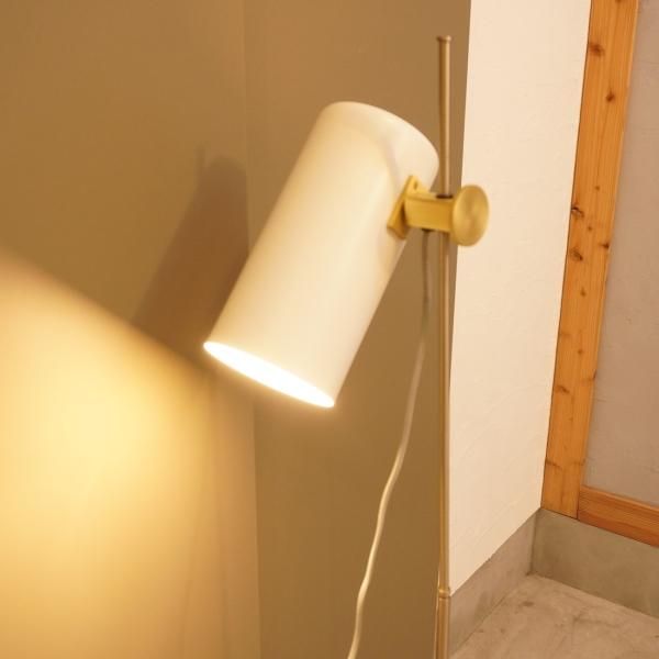 DI CLASSE(ディクラッセ)のBinario floor lamp(ビナーリオ DI CLASSE(ディクラッセ)のBinario floor lamp(ビナーリオ