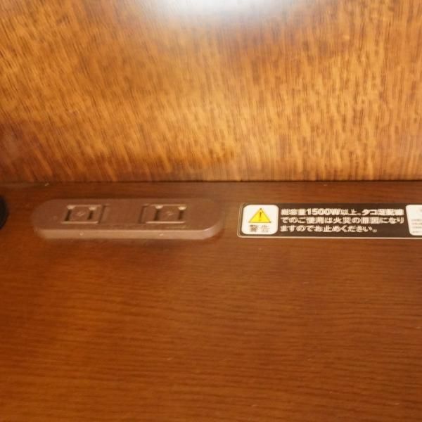 未使用品◇Karimoku(カリモク家具)のSG5601オーク材両袖デスク 未使用品◇Karimoku(カリモク家具)のSG5601オーク材両袖デスク