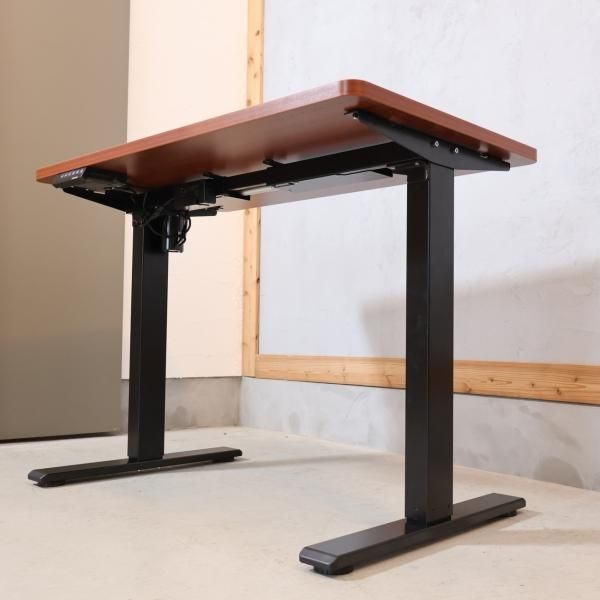 FLEXISPOT(フレキシスポット)の電動昇降式デスク EF1です。天板 FLEXISPOT(フレキシスポット)の電動昇降式デスク EF1です。天板