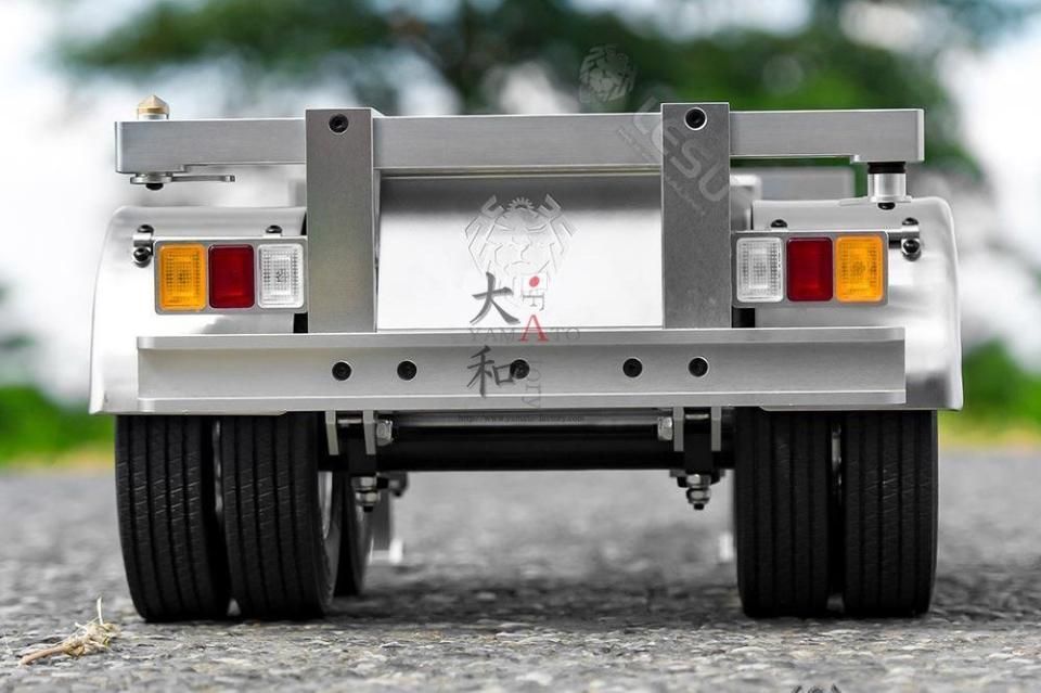 タミヤ1/14 20ftコンテナ積載用セミトレーラー タミヤ1/14 20ftコンテナ積載用セミトレーラー