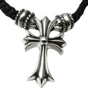 クロムハーツ ペンダント/ネックレス(Chrome Hearts)スモール クロムハーツ ペンダント/ネックレス(Chrome Hearts)スモール