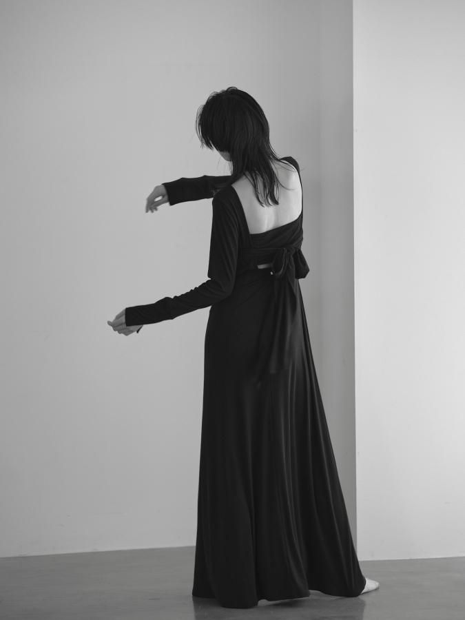 BASIC~ Back Ribbon Dress - ROSARYMOON OFFICIAL WEB STORE BASIC~ Back Ribbon Dress - ROSARYMOON OFFICIAL WEB STORE