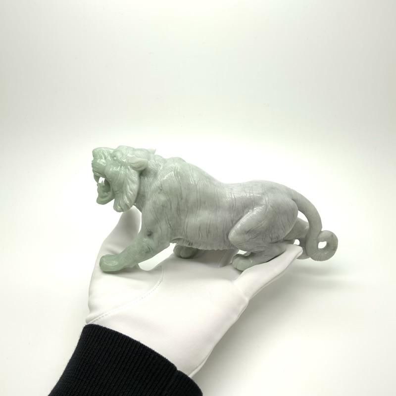 ミャンマー翡翠 虎 】 クォーツ quartz 天然石 万能石 浄化 開運 ミャンマー翡翠 虎 】 クォーツ quartz 天然石 万能石 浄化 開運