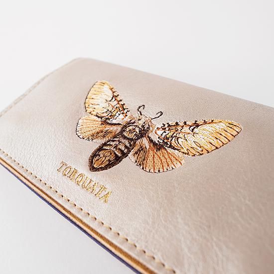 昆虫刺繍 牛革長財布 シルバー | TORQUATA トルクアータ gondoa 昆虫刺繍 牛革長財布 シルバー | TORQUATA トルクアータ gondoa