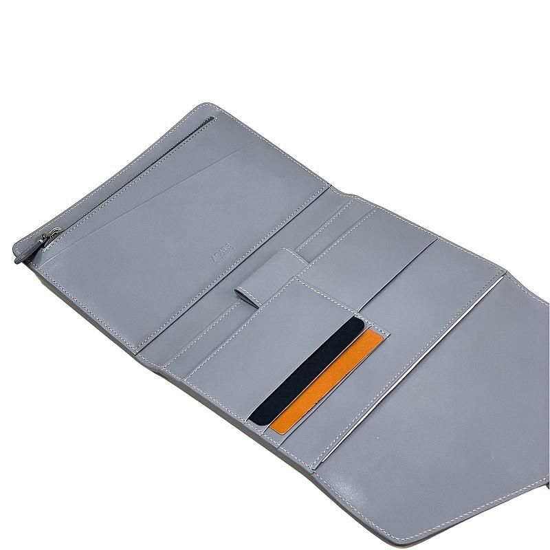 ACATE アカーテ TIVANO LIGHT GRAY シュリンクレザー 三つ折り ACATE アカーテ TIVANO LIGHT GRAY シュリンクレザー 三つ折り