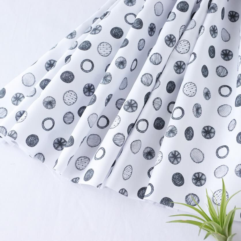 水玉(ホワイト) - 生地と型紙の通販サイト:nunocoto fabric 水玉(ホワイト) - 生地と型紙の通販サイト:nunocoto fabric