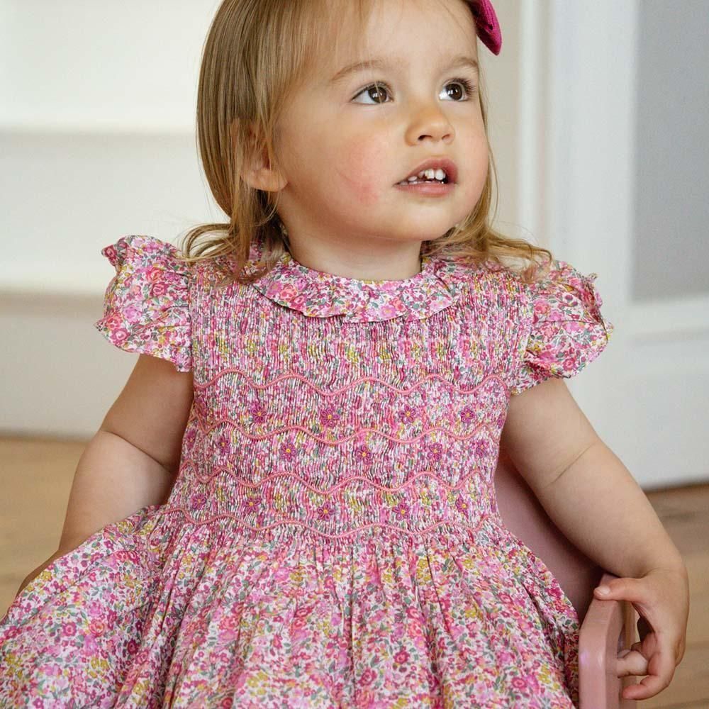 Amaia Kids - Falbala dress - Liberty Fuchsia アマイアキッズ - スモッキング刺繍入りリバティプリントワンピース - アマイアキッズ | Amaia ...