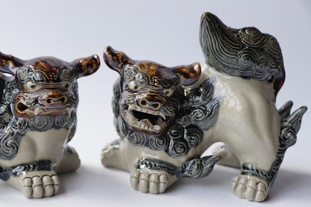 新小獅子 | 陶器のシーサー - 育陶園 やちむんの窯元|沖縄の 新小獅子 | 陶器のシーサー - 育陶園 やちむんの窯元|沖縄の