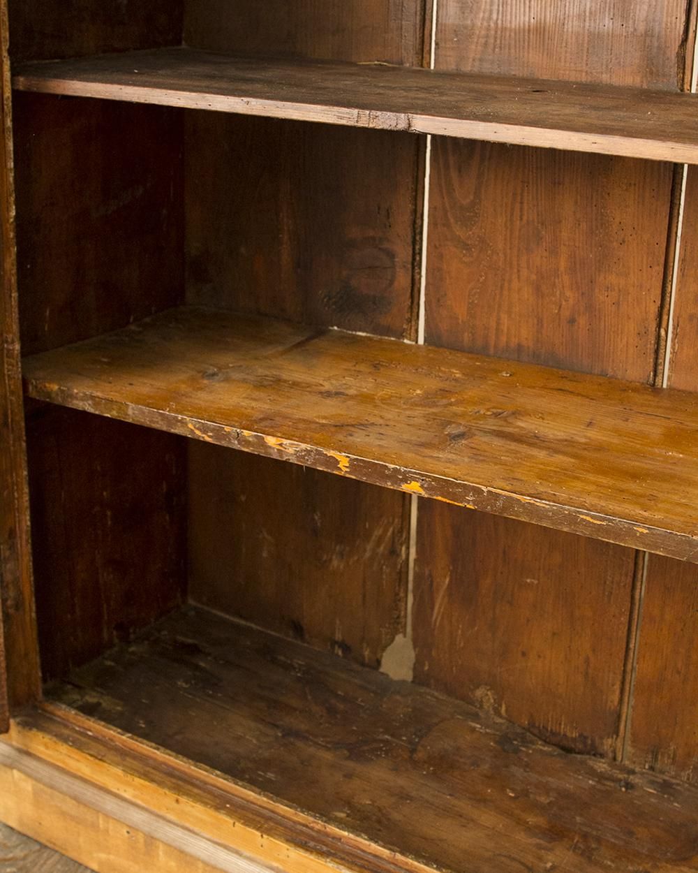 フランスアンティーク オールドパインキャビネット|Antiques Knock フランスアンティーク オールドパインキャビネット|Antiques Knock