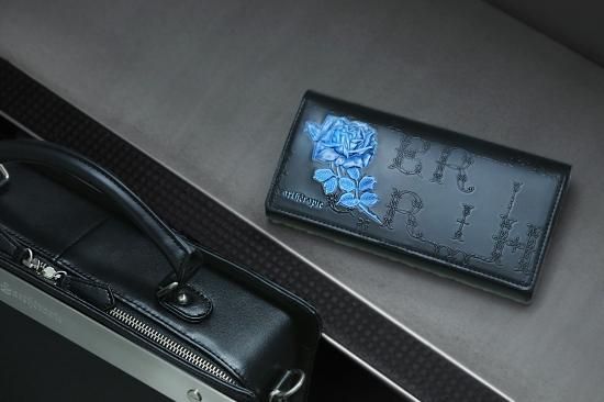 フィセルローズ かぶせがま口長財布 〈アルセラピィ オンライン フィセルローズ かぶせがま口長財布 〈アルセラピィ オンライン