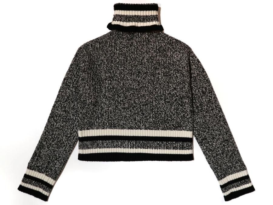 LINED HIGH-NECK SWEATER - Revolution Web Store