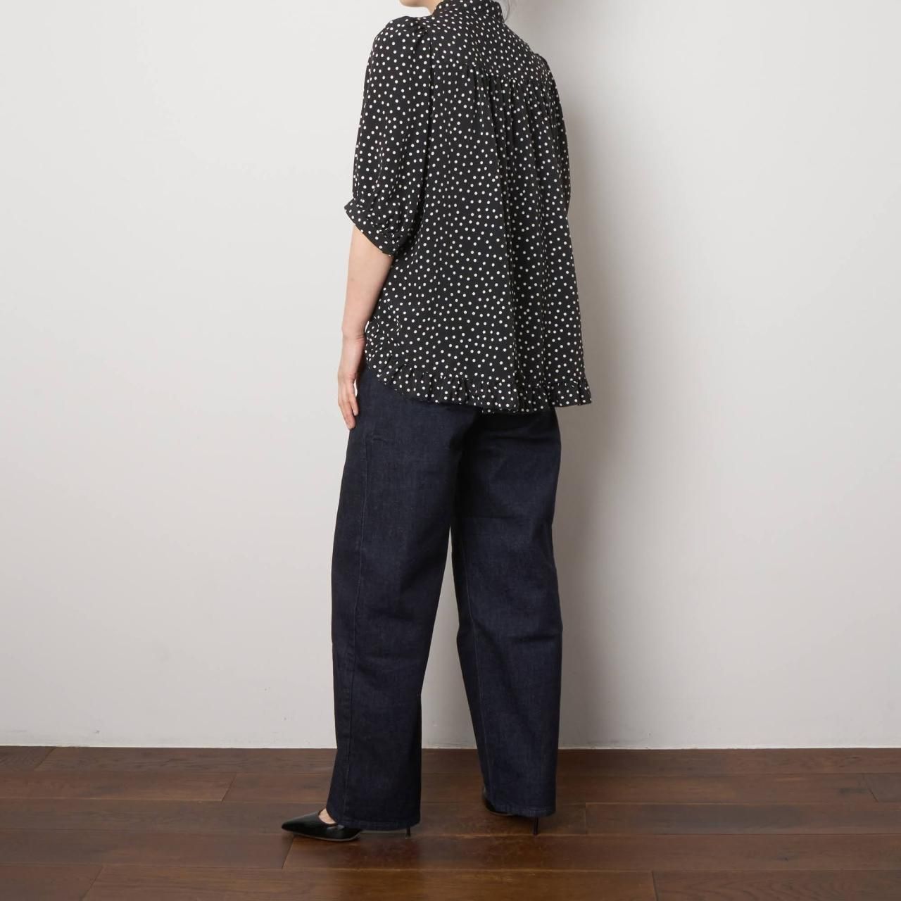 Pale Jute polka dot frill long tail blouse black × white Pale Jute polka dot frill long tail blouse black × white