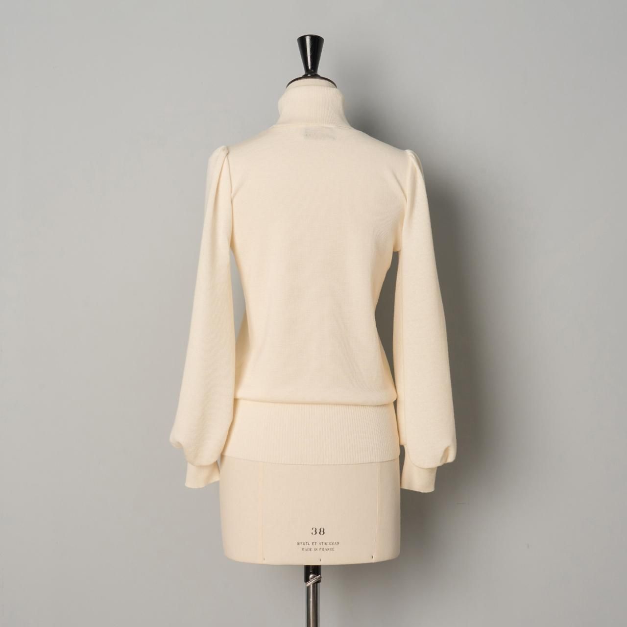 PaleJutevolume sleeves turtleneck 「Lily of the valley PaleJutevolume sleeves turtleneck 「Lily of the valley