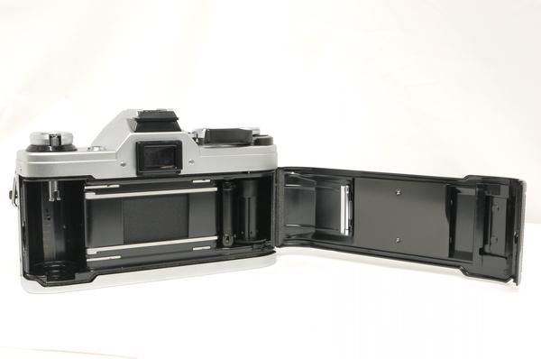 キャノン AE-1 50mm F1.8付 極上美品 - 日進堂カメラ オンライン キャノン AE-1 50mm F1.8付 極上美品 - 日進堂カメラ オンライン
