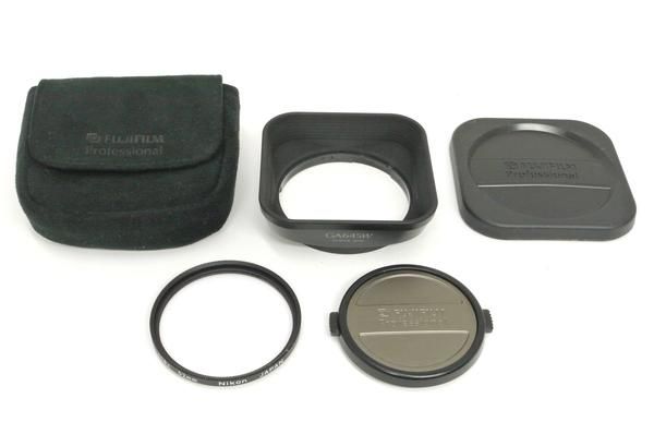 フジフィルム GA645W Professional フード、フィルター付 美品 フジフィルム GA645W Professional フード、フィルター付 美品