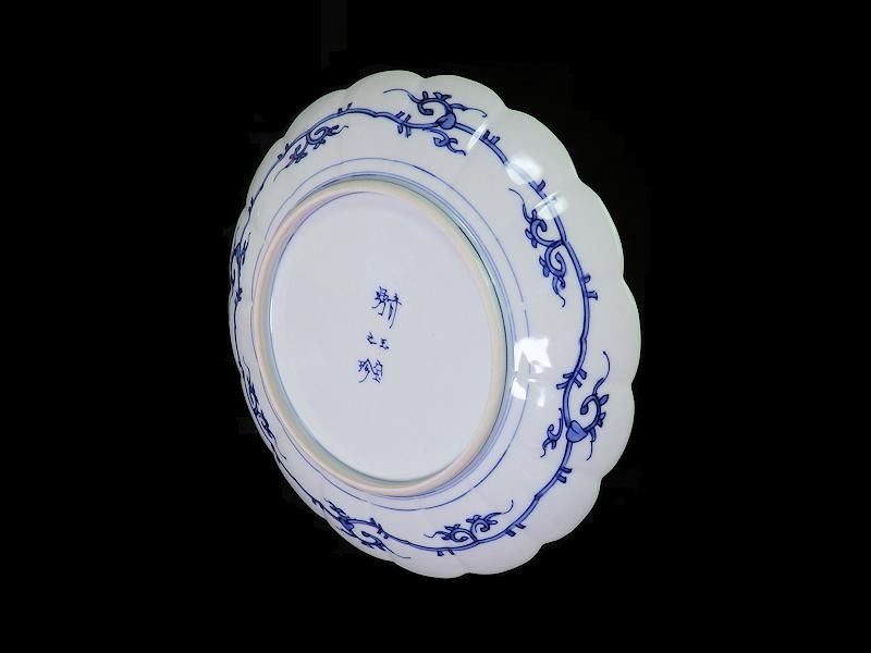 大聖寺伊万里 金襴手 菊花紋図 菊花形8寸皿 大聖寺伊万里 金襴手 菊花紋図 菊花形8寸皿