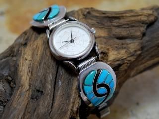 ズニ族 - インディアンジュエリーやシルバーアクセサリー ズニ族 - インディアンジュエリーやシルバーアクセサリー