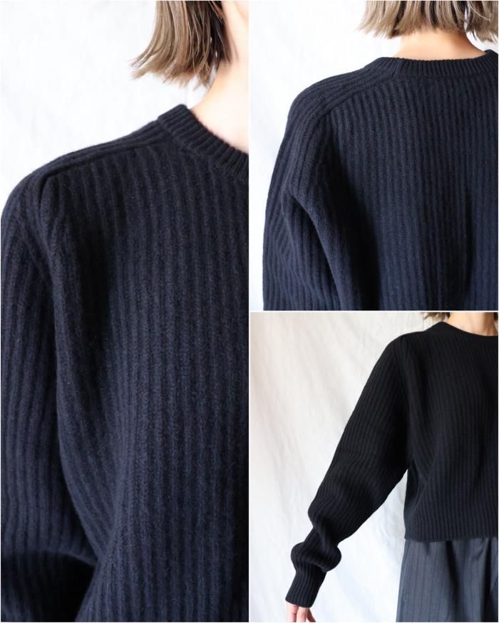 Cristaseya:CASHMERE&WOOL MAXI RIBBED CROPPED RAGLAN SWEATER Cristaseya:CASHMERE&WOOL MAXI RIBBED CROPPED RAGLAN SWEATER