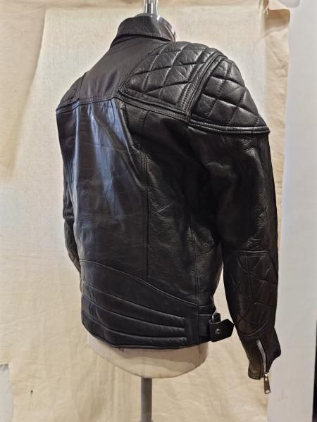 neon-leather neon-leather