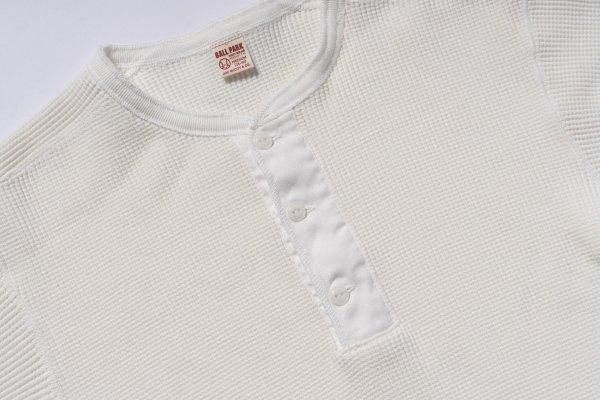 ザ リアルマッコイズ MC24122 WAFFLE THERMAL HENLEY UNDERSHIRT ザ リアルマッコイズ MC24122 WAFFLE THERMAL HENLEY UNDERSHIRT