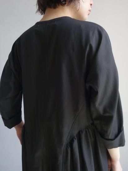 TENNE HANDCRAFTED MODERN - SIDE GATHER ALL-IN-ONE / BLACK TENNE HANDCRAFTED MODERN - SIDE GATHER ALL-IN-ONE / BLACK