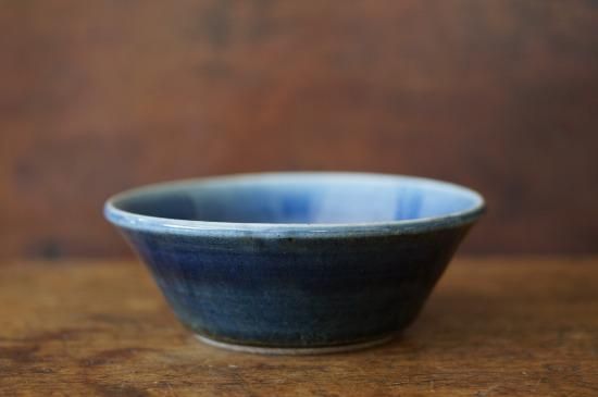 出西窯 4寸 はたぞり切立鉢(呉須) - うつわと暮らしの道具 出西窯 4寸 はたぞり切立鉢(呉須) - うつわと暮らしの道具